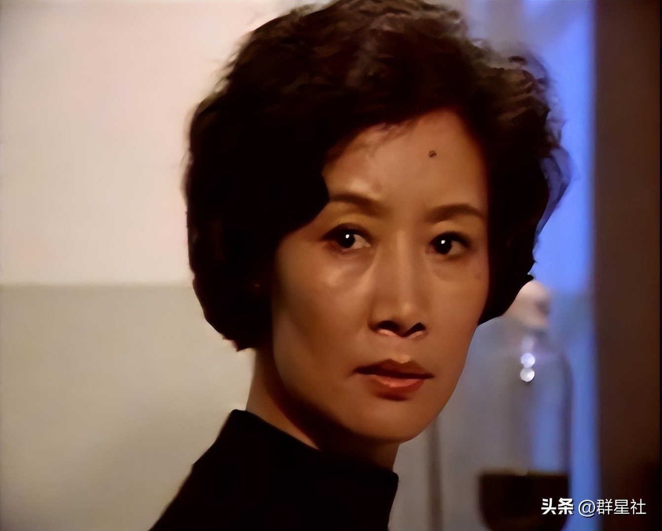 Lu Zhong, an old drama bone, is known as a professional empress dowager ...