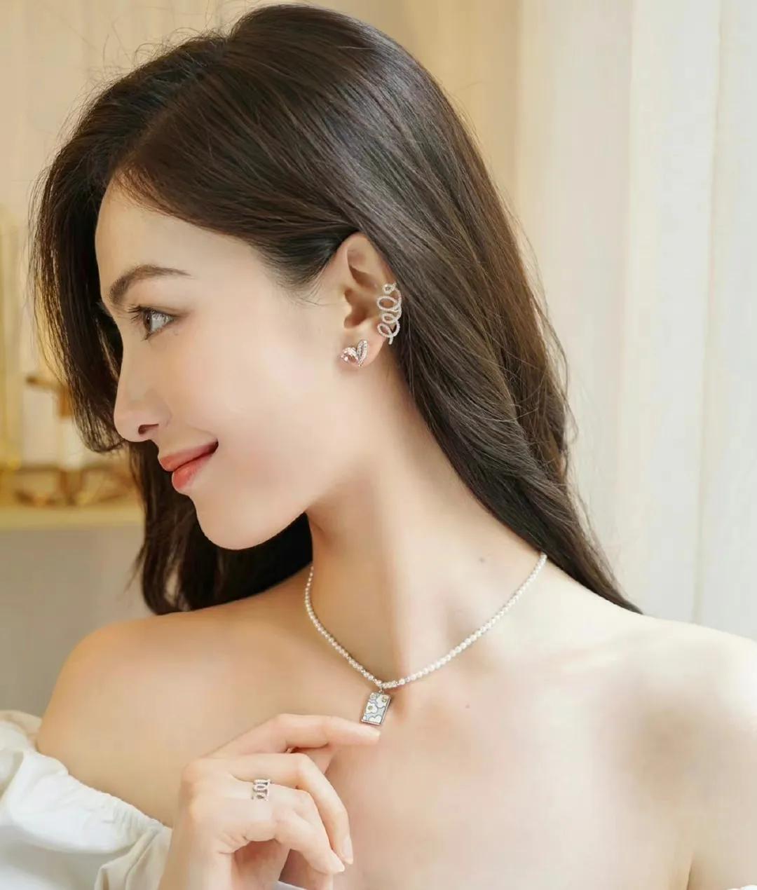 Beauty actress Bi Hui - iNEWS