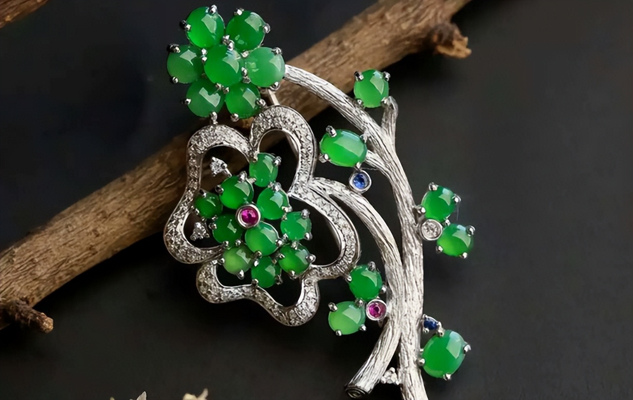 The quality of the engraving determines the value of jadeite, the ...