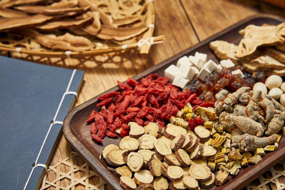 "Ancestral Recipe for Invigorating the Kidney" - Cui's Bawei Pill, the ...