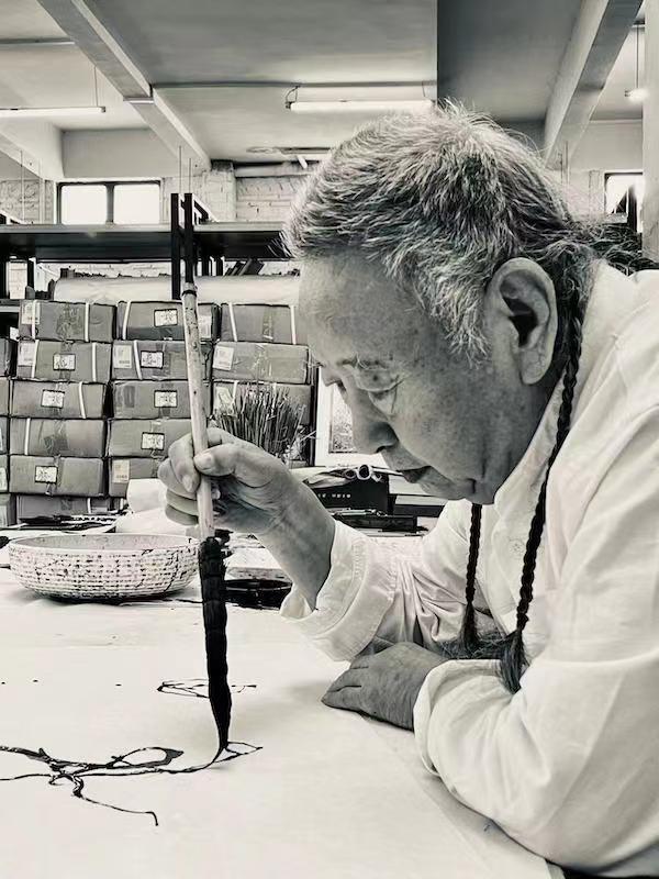 Du Xiaoquan sends a message to contemporary art master Mr. Shi Hu and ...