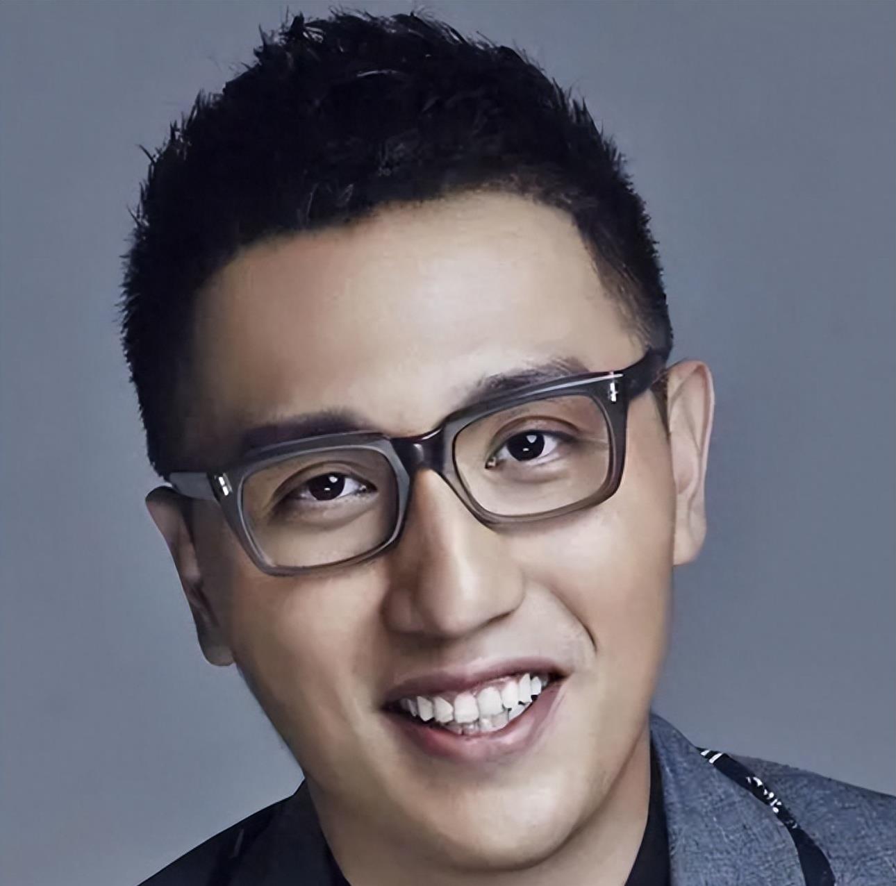 Host Li Bin: I once became popular with He Jiong and supported Liu Yan ...