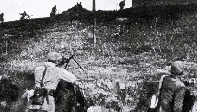 An army composed of bandits defended Luoyang for 21 days and killed ...