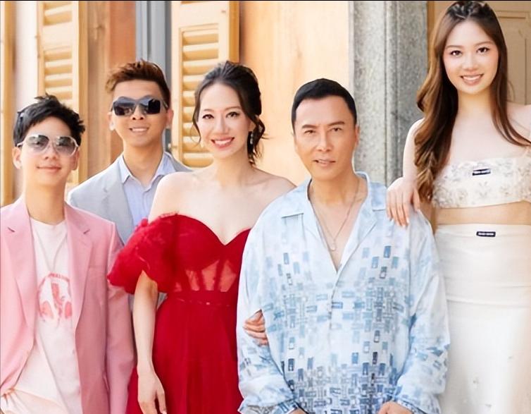 Donnie Yen's 60th birthday, the eldest son born to his ex-wife appeared ...