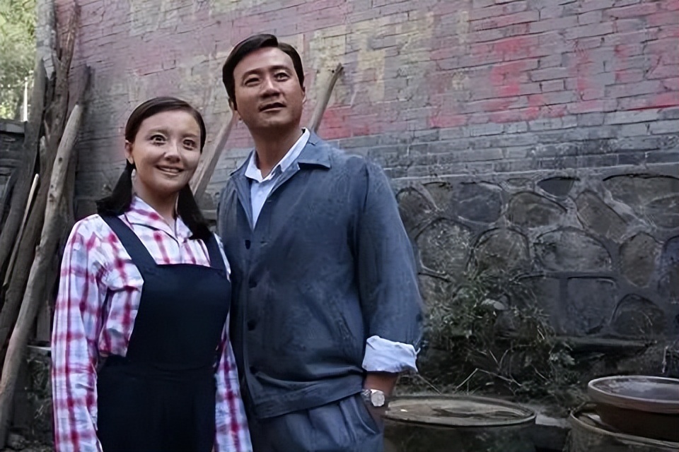 "Aunt Jinxi" was domestically abused?The melon dug out after the ...