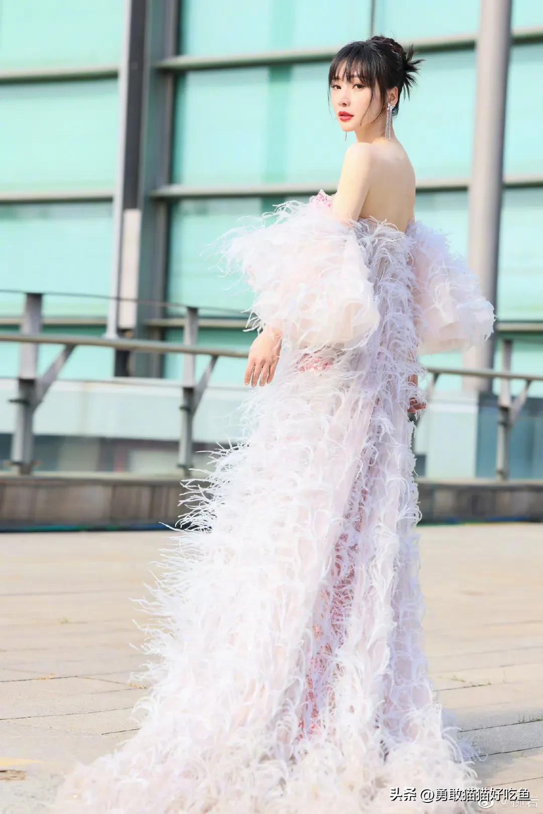 Liu Yan Deng Enxi - iNEWS