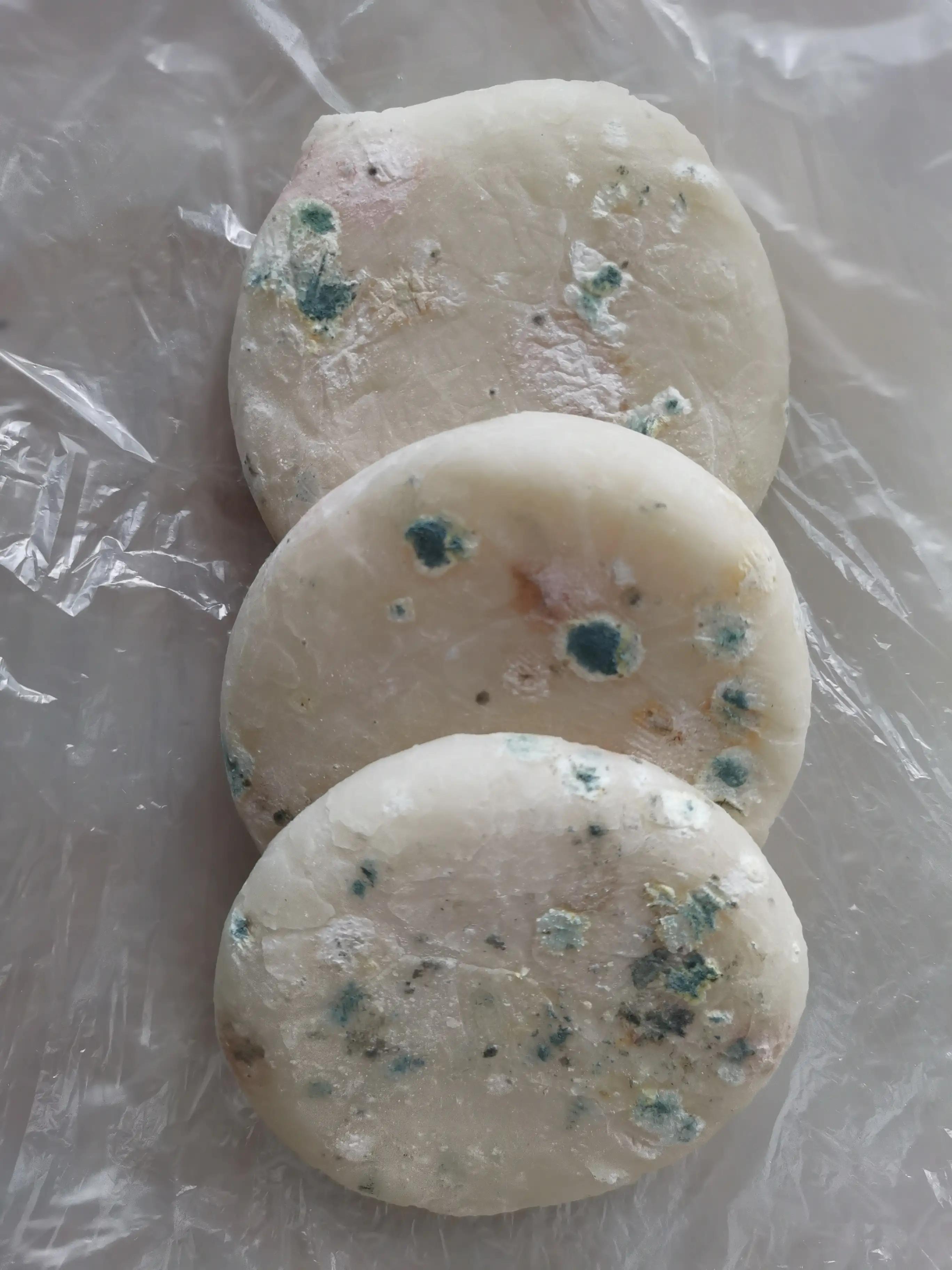 Why is the glutinous rice cake moldy?How to store it so it doesn't get ...