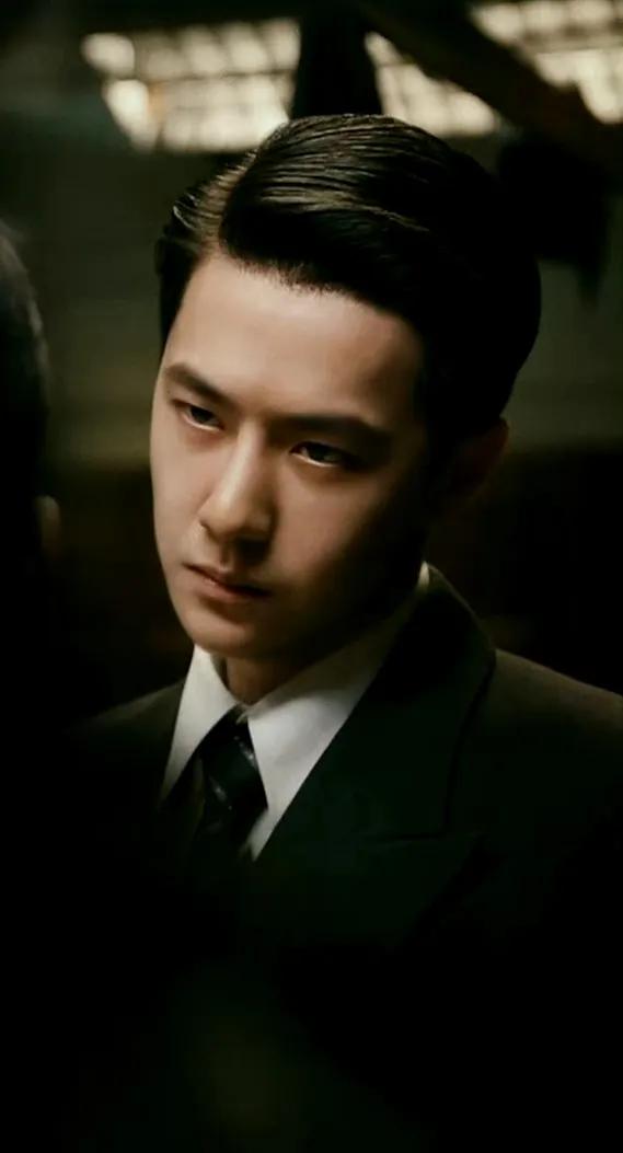 The atmosphere of the two sets of pictures of Bo Jun and Yi Xiao is a ...