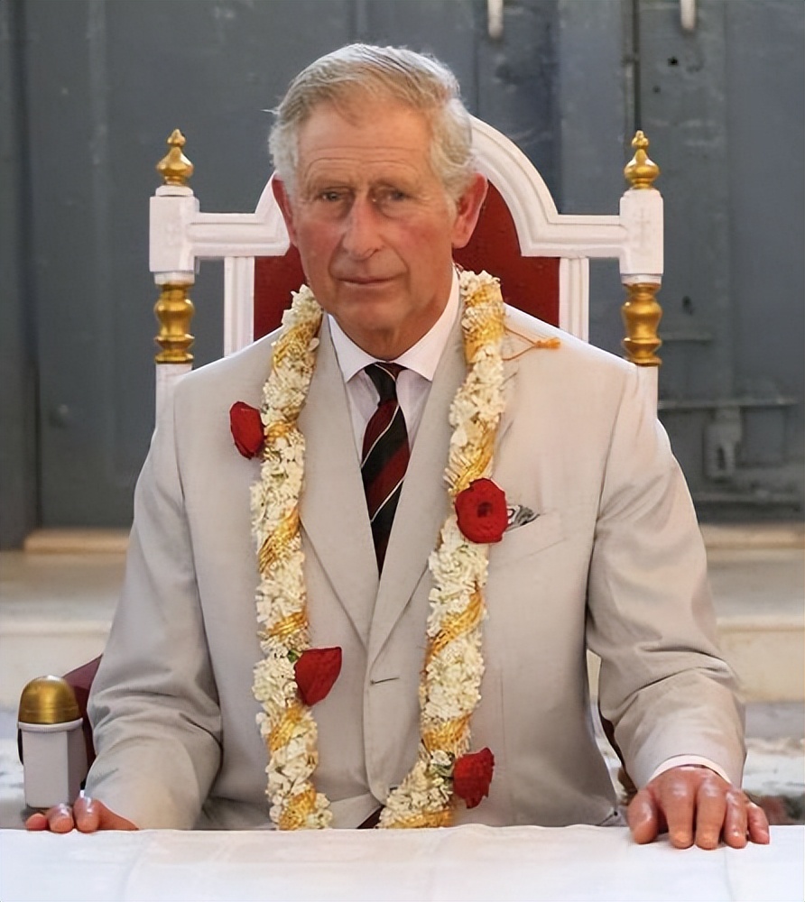 After the death of the Queen of England, why did Prince Charles survive ...