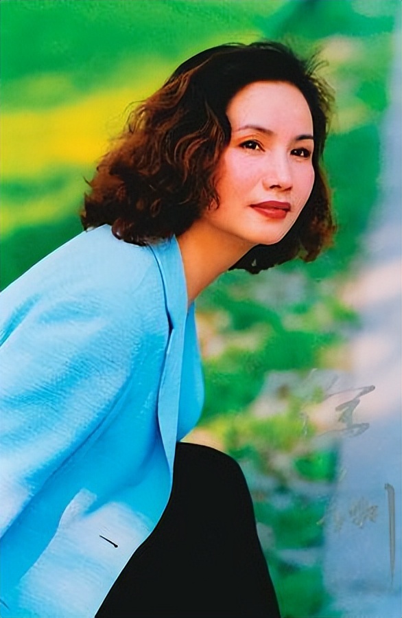 Xu Li, a well-known CCTV anchor, returned to CCTV to record programs ...