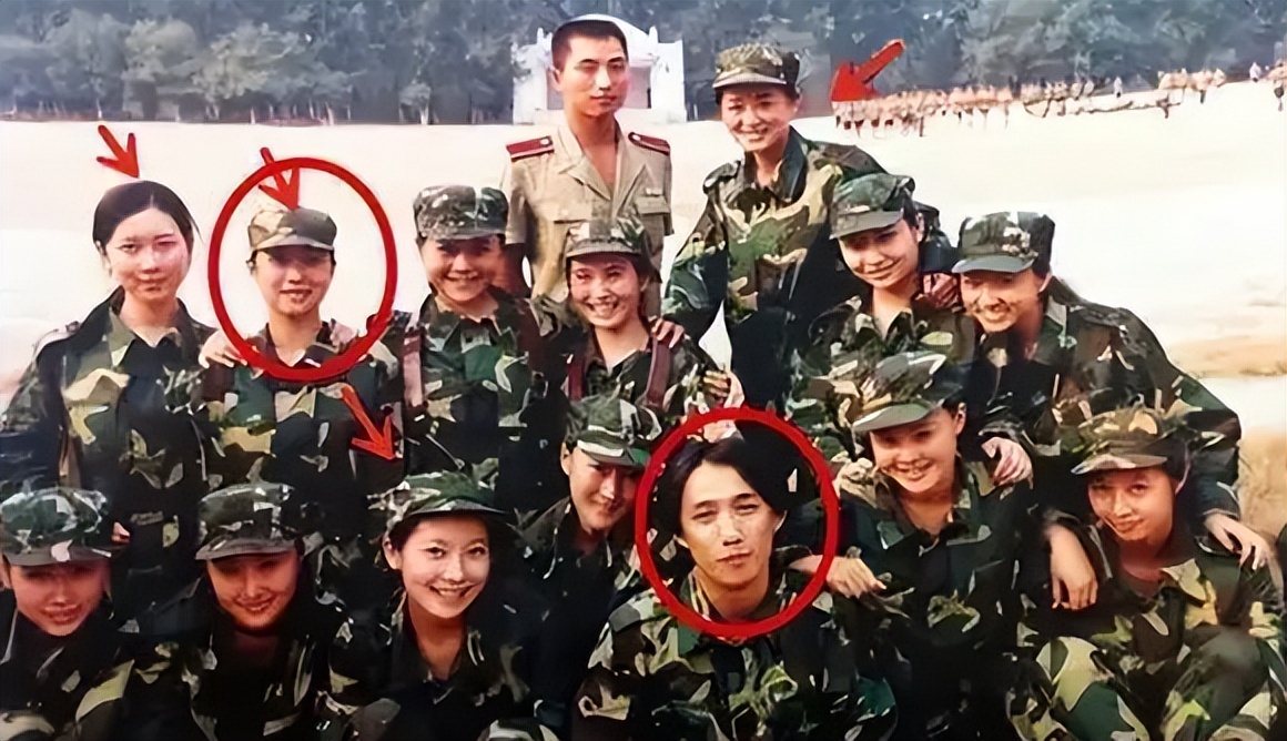 Haiqing: Married an amateur at the age of 25, hugged Huang Lei's thigh ...