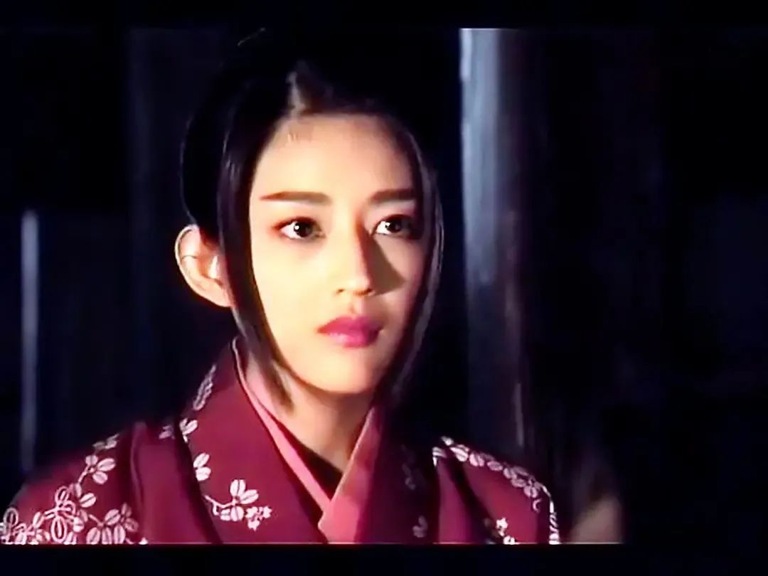 Ozawa Mayu: Pure beauty, big and bright eyes - iNEWS