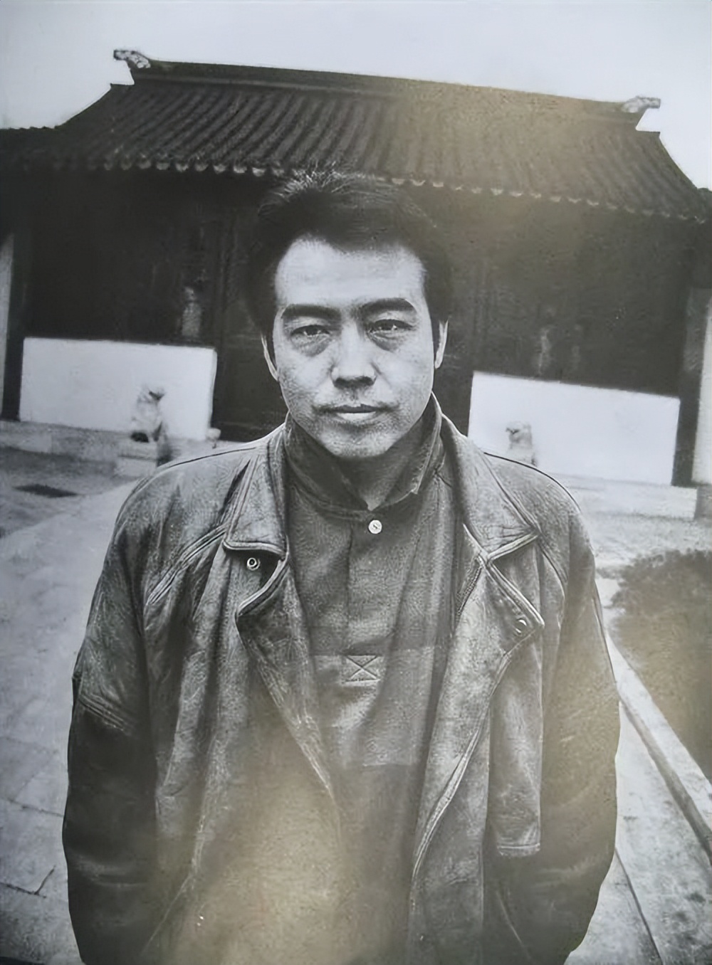 Famous director Shuang Chen and his wife overturned because of their ...