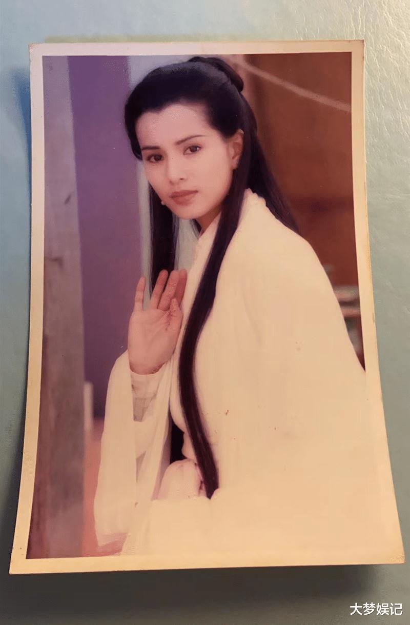 Li Ruotong played the little dragon girl again after 27 years!56-year ...