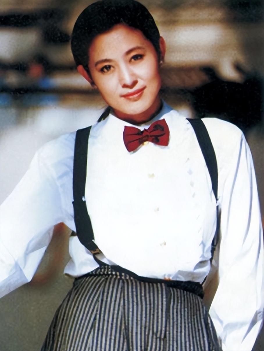 Ni Ping's former "CCTV first sister", how beautiful is Ni Ping when she ...