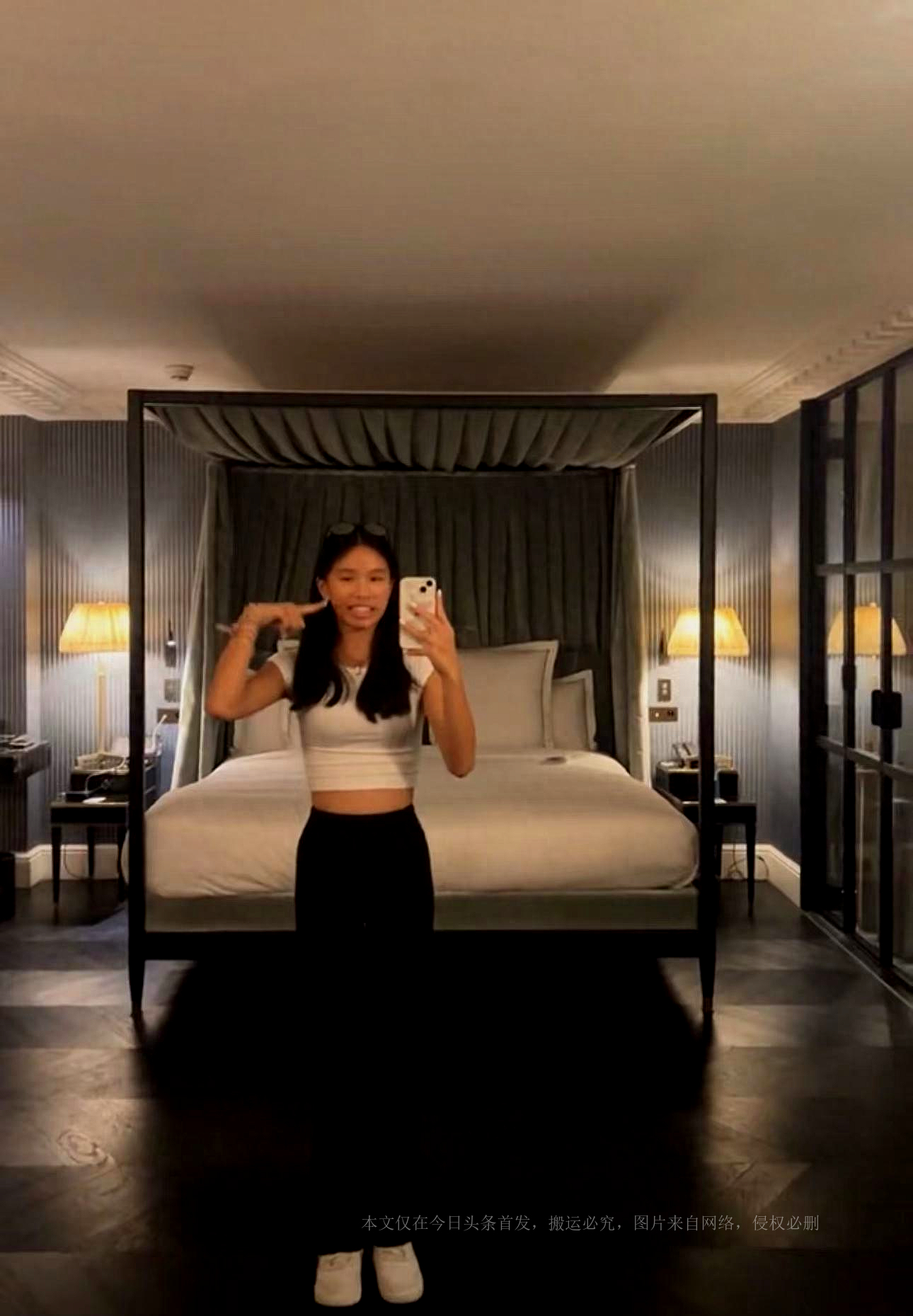 Lin Ruiyang's children appeared in France. The daughter was dressed ...