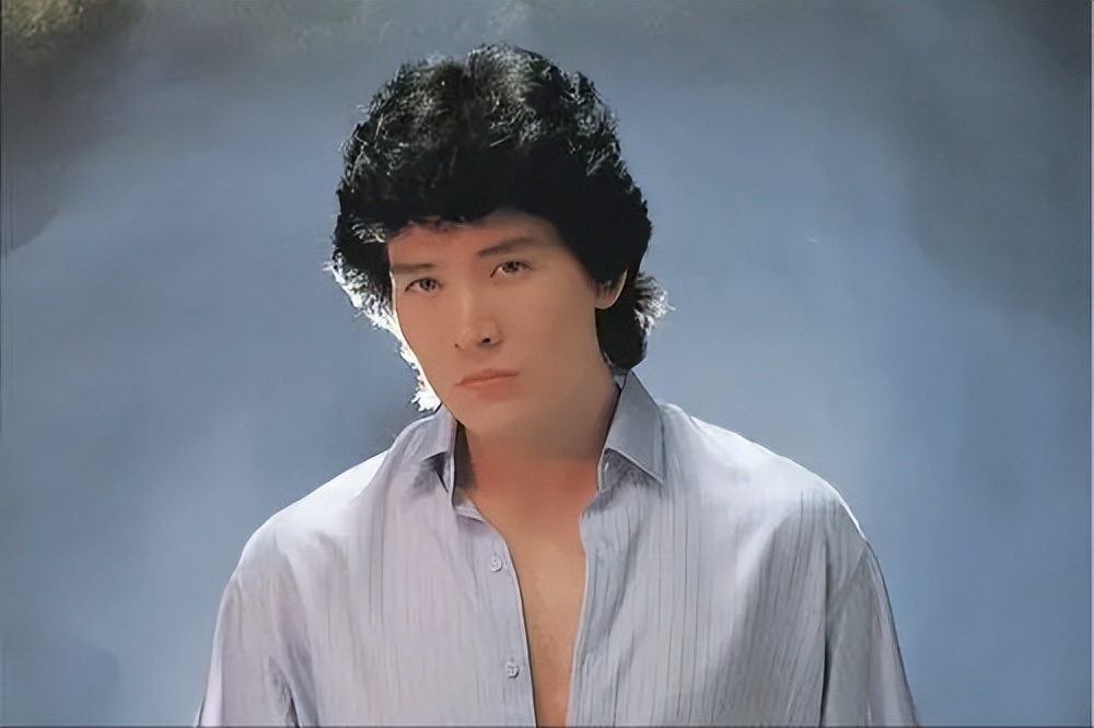 From "the first generation of male god" to "lonely man", Fei Xiang's ...