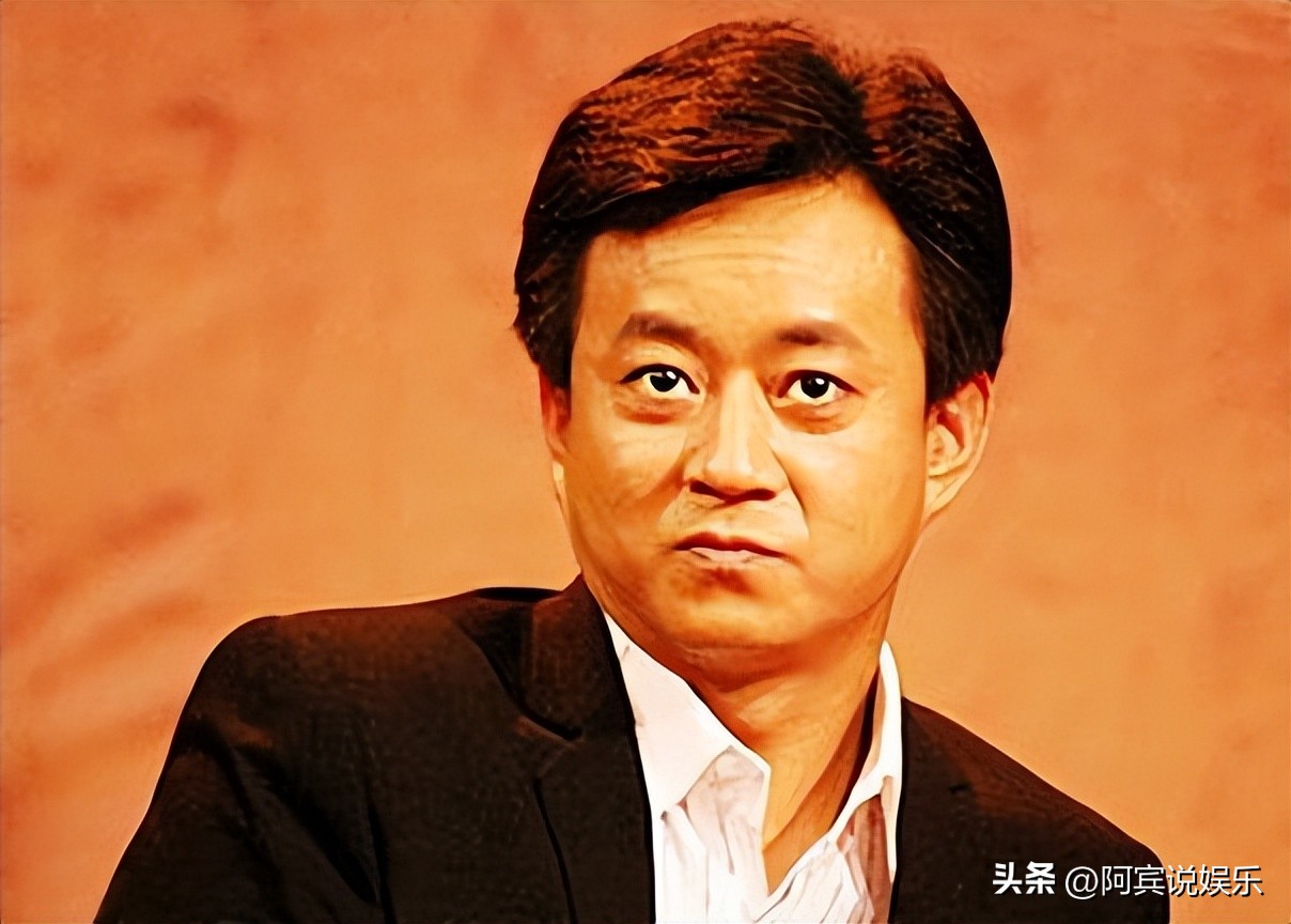 The 55-year-old CCTV celebrity Zhu Jun is old, and he shows ...