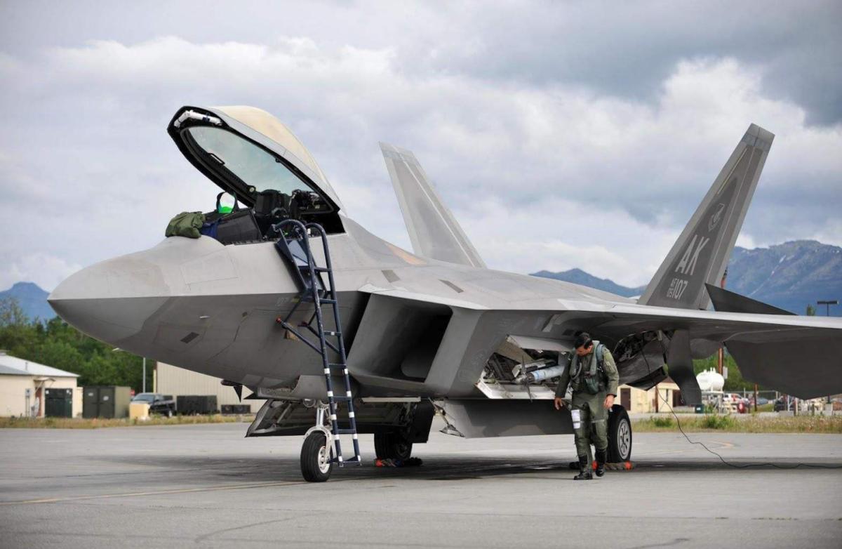 The Tempest stealth fighter, the British sixth-generation aircraft ...
