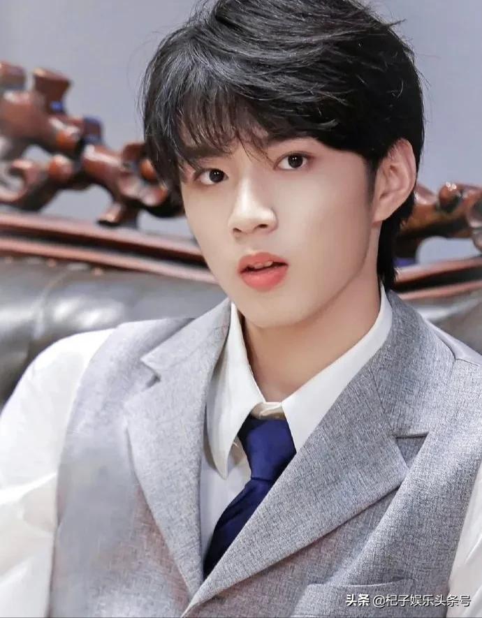 Yang Di praised himself for being handsome, netizens: He was even more ...