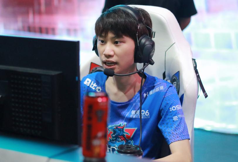 Doinb: LQS really saved LNG, I said I would definitely do it if I took them to the playoffs - iNEWS