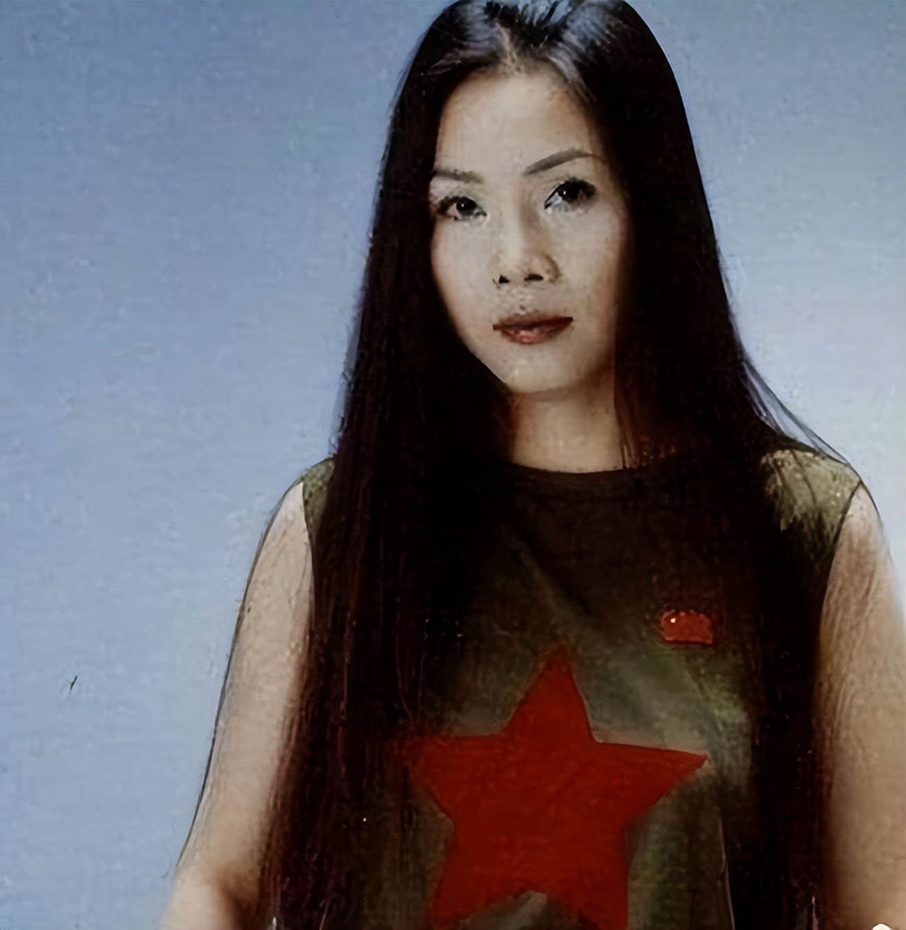 57-year-old Tian Zhen rarely shows up, his face is old and his body is ...