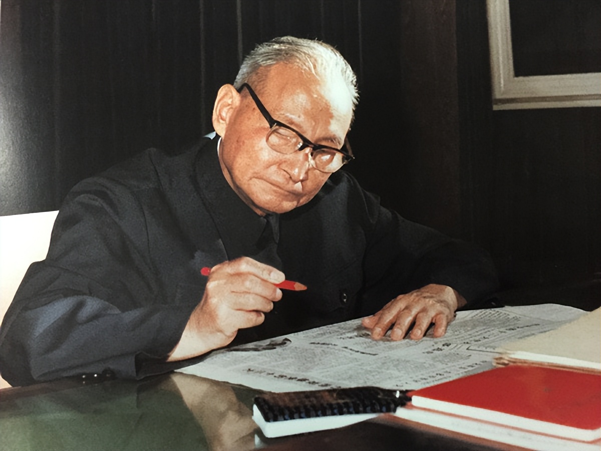 In 1980, Chen Yun discovered Li Kenong's report 25 years ago and made ...