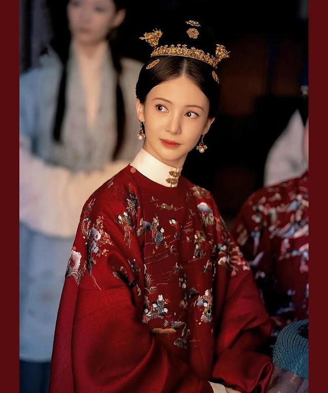 He Ruixian's new drama has changed seven looks since it started ...