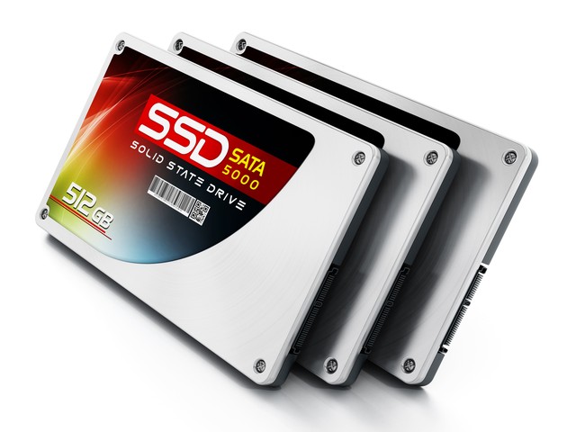 What are the components of a solid state drive? What factors affect the ...