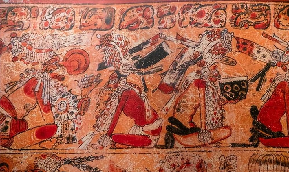 How did the political organization of the Mayan civilization differ ...