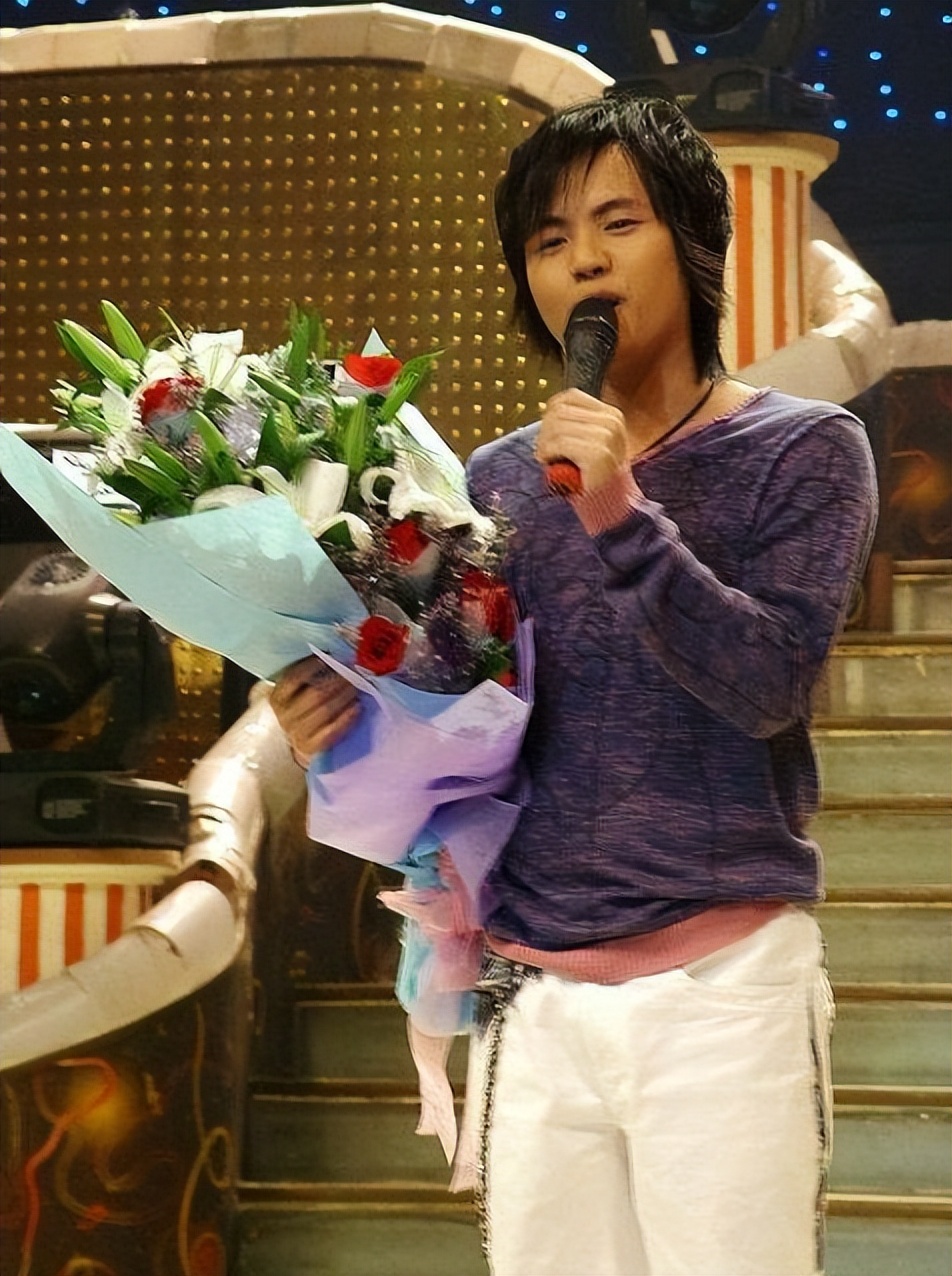 Shui Junyi's daughter Shui Yishi became a CCTV reporter, confident and generous, but was ...