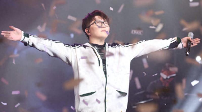 Facts have proved that the singer Abao who "pretends to be crazy and ...