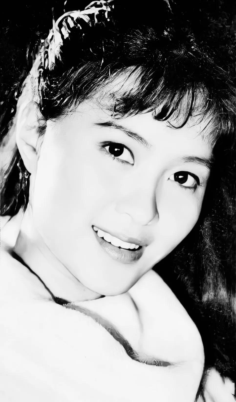 Actress Fang Shumei in the 1980s - iNEWS