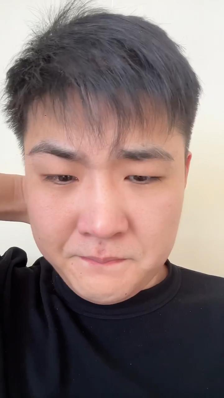 Yan Xuejing was upgraded to be a grandmother, actor Xu Mengdi was happy with her son, and Lin ...