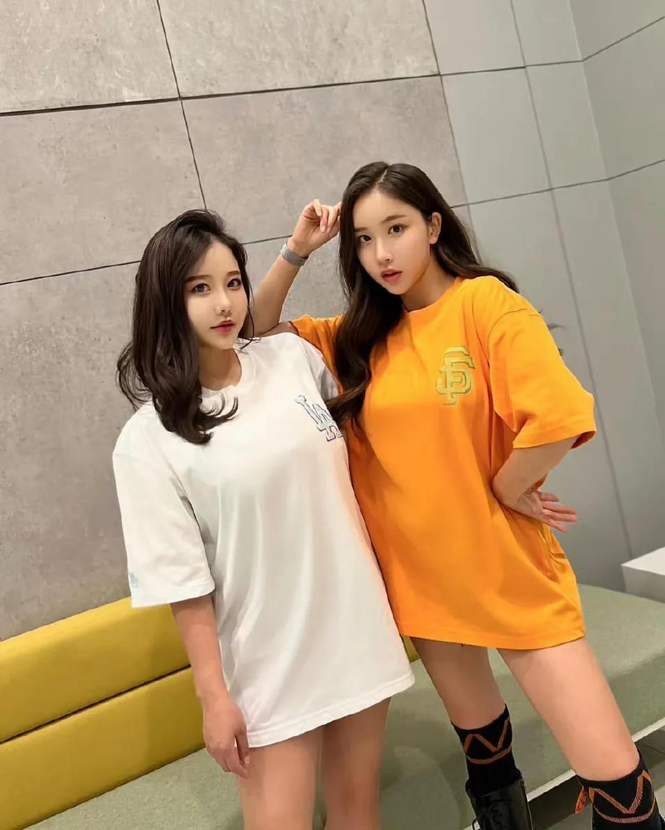 Wu Yaxi's April Mashup Show - iMedia