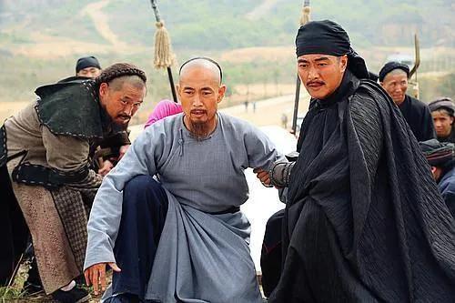 When Yu Chenglong was promoted to governor, Kangxi ordered him to ...