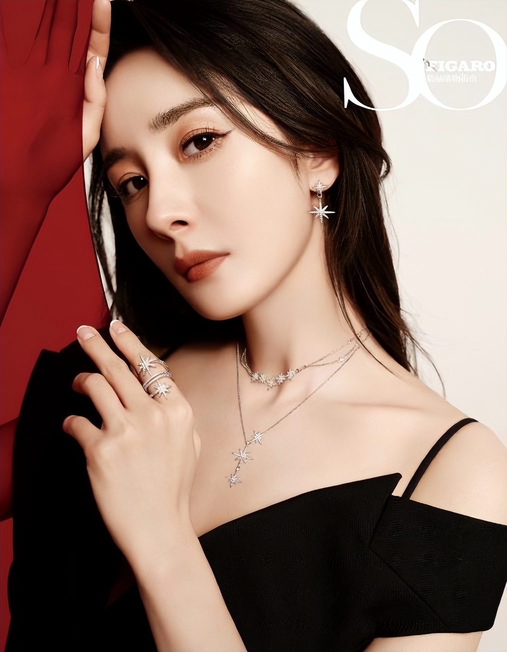 Yang Mi magazine blockbuster controversy! Being ridiculed for his ...