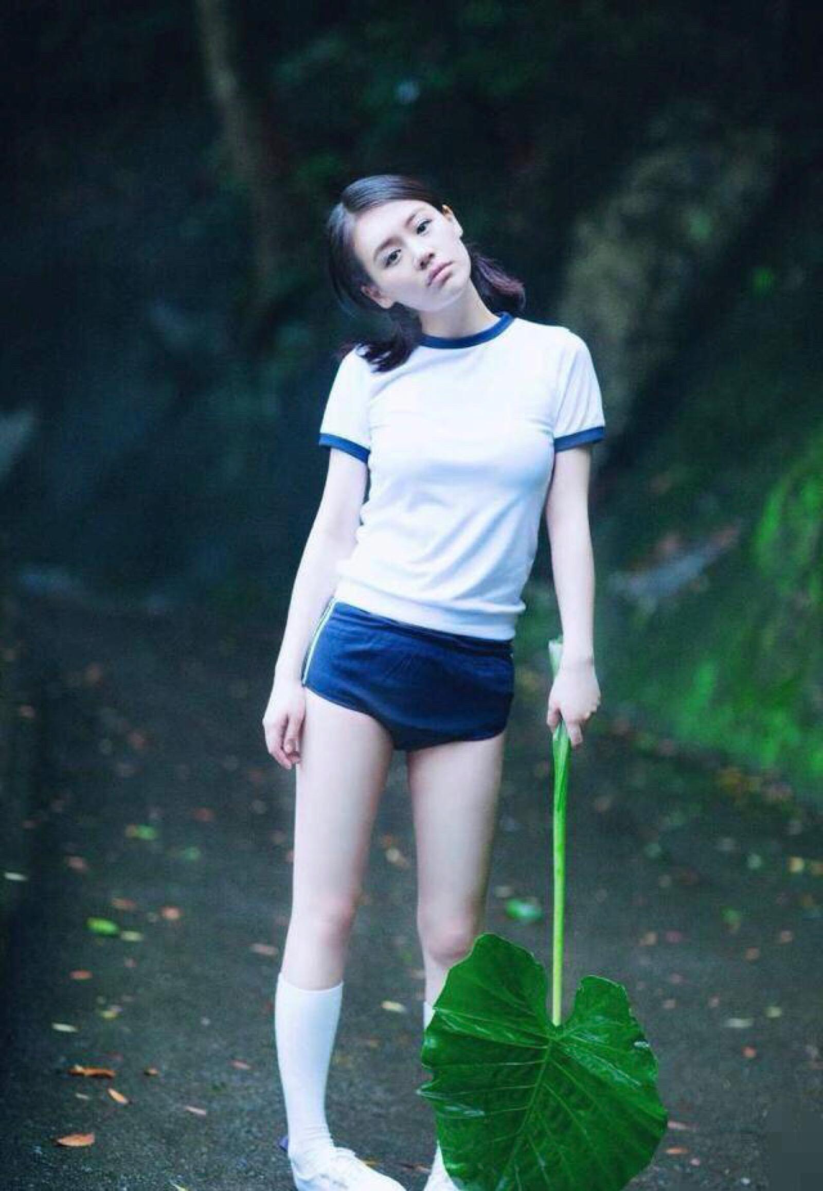 Just having a baby, why did Ma Sichun and her boyfriend Zhang Zhexuan go to London? - iNEWS