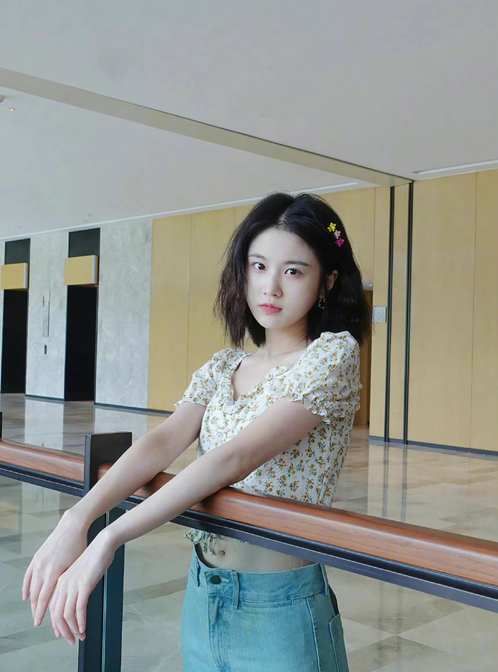 Zhang Huiwen's sweetness is really unique and beautiful - iNEWS