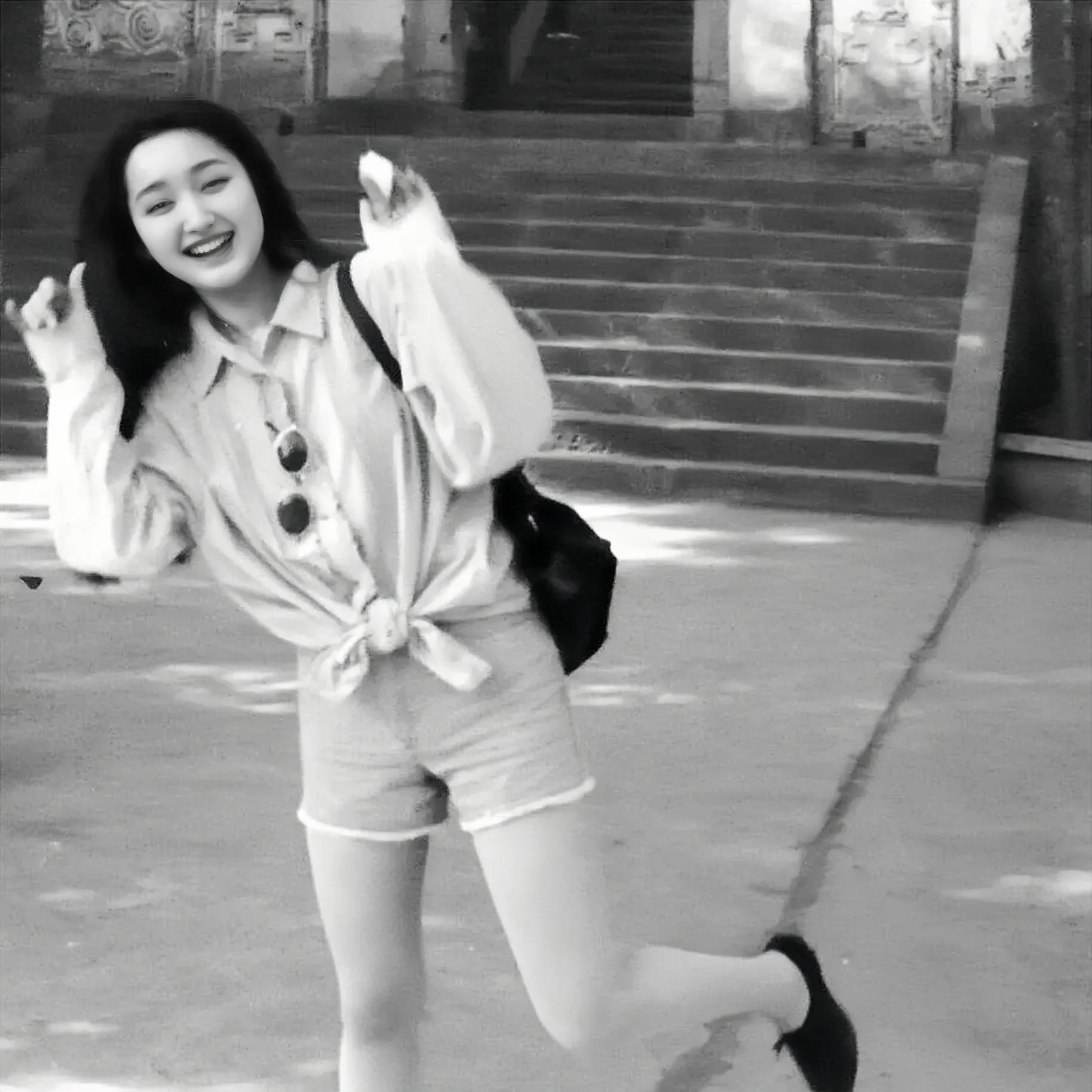 Yang Yuying, the originator of the jade girl, is back, and her pair of ...