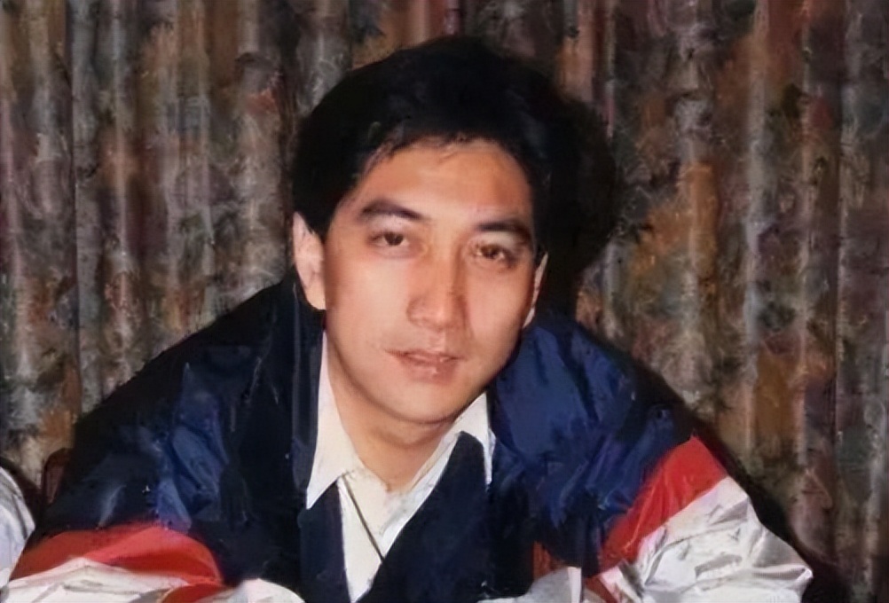 Shui Junyi: Abandoning his bad wife and turning to marry Yang Di, who ...