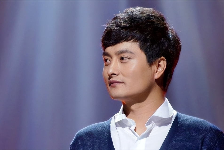 Grassroots singer Yunfei: Divorced his wife after becoming famous, now ...