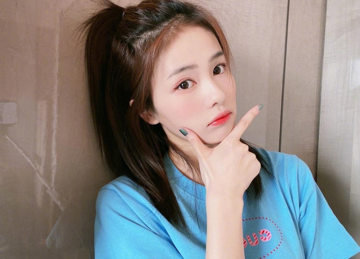 From a small Internet celebrity to a "Happy First Sister", the growth ...