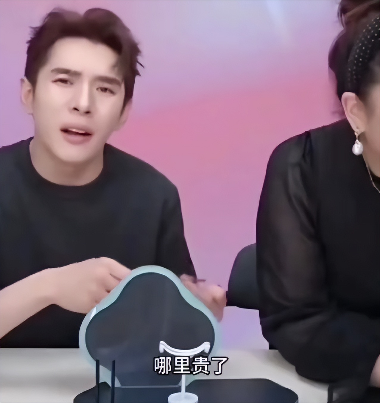 Li Jiaqi lost millions of fans, which had a huge impact. Some people ...