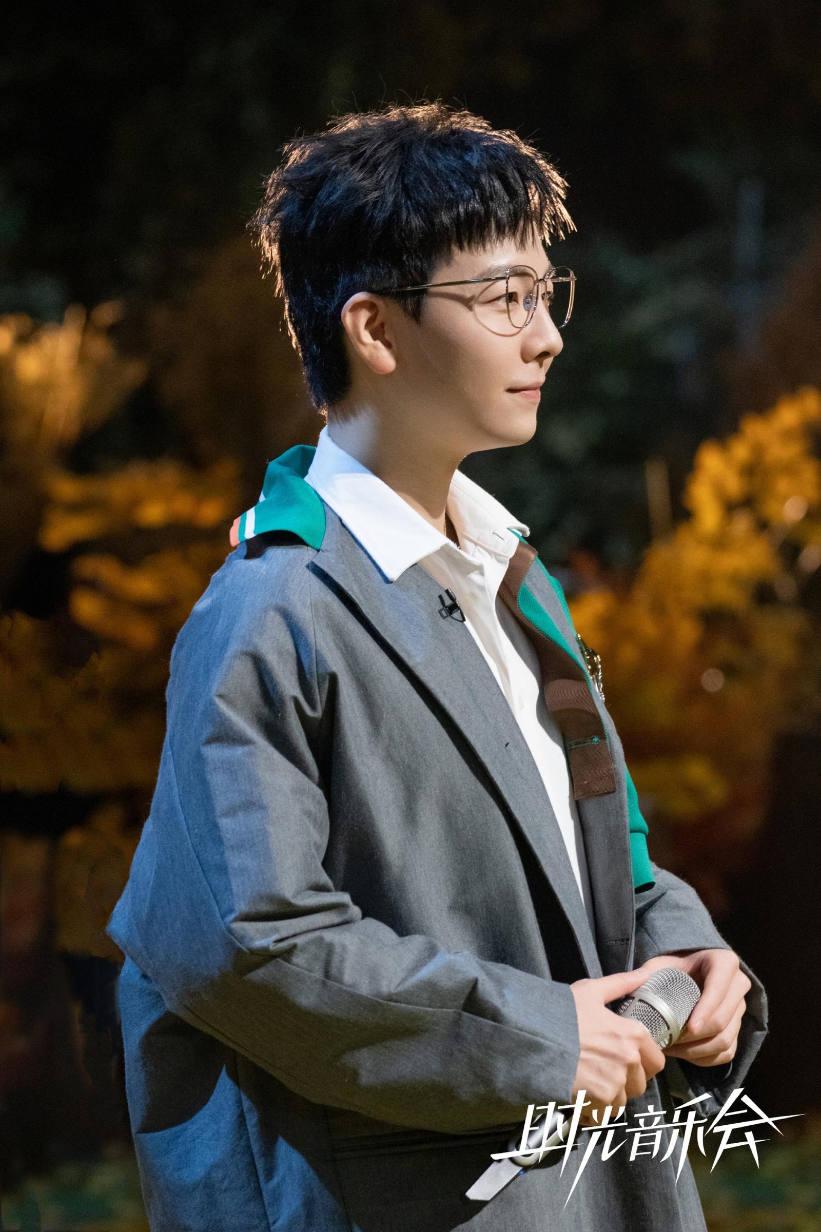 Wei Xun adapted and sang [Men KTV], which was approved by Hu Yanbin on the spot - iMedia