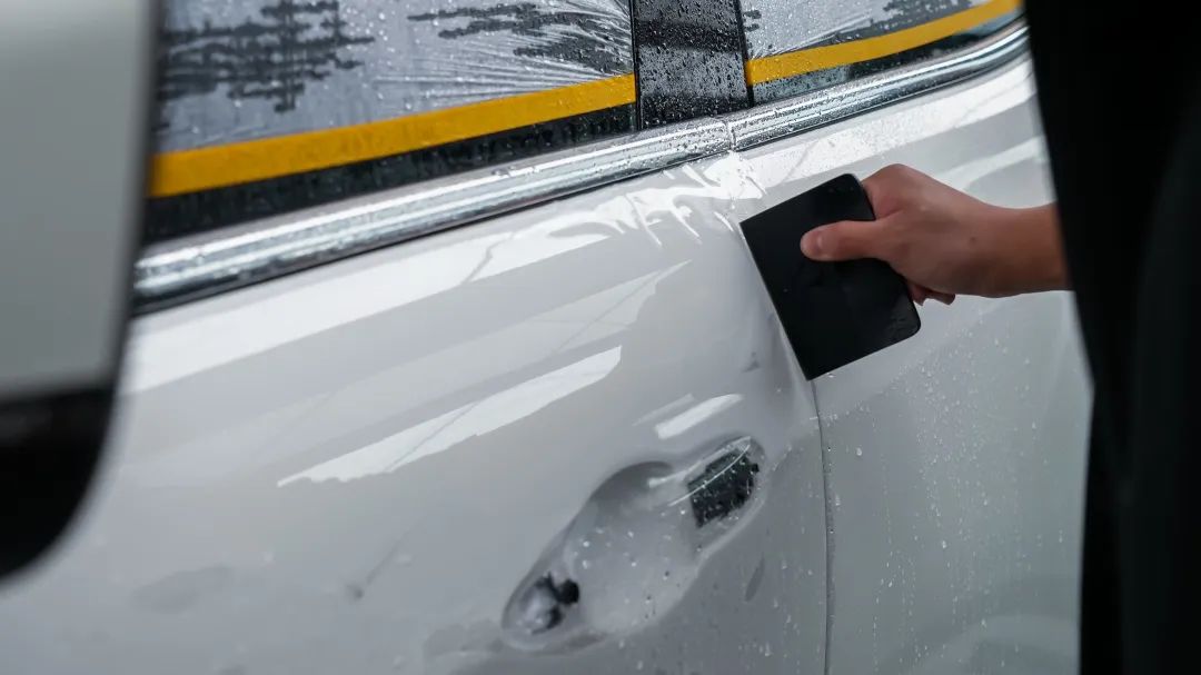 Luxury crossover SUV——Maserati Levante construction XPEL invisible car cover - iMedia