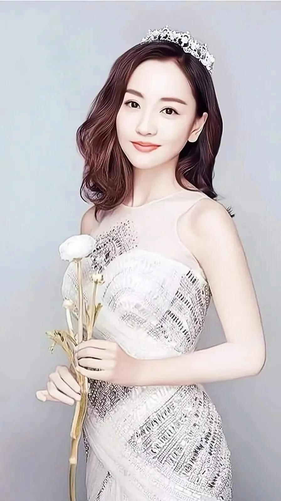 Yang Rong's photo mobile wallpaper - iMedia