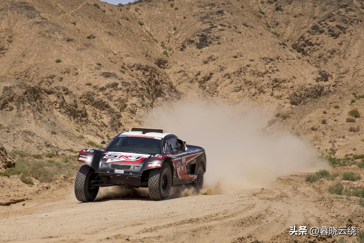 Development and optimization of racing car control technology - iNEWS