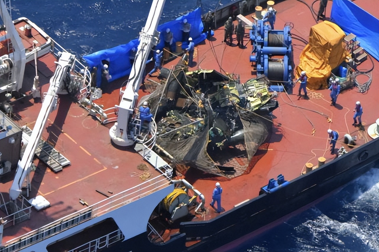 Seeing the fall of the "Black Hawk" again, what is the performance of ...