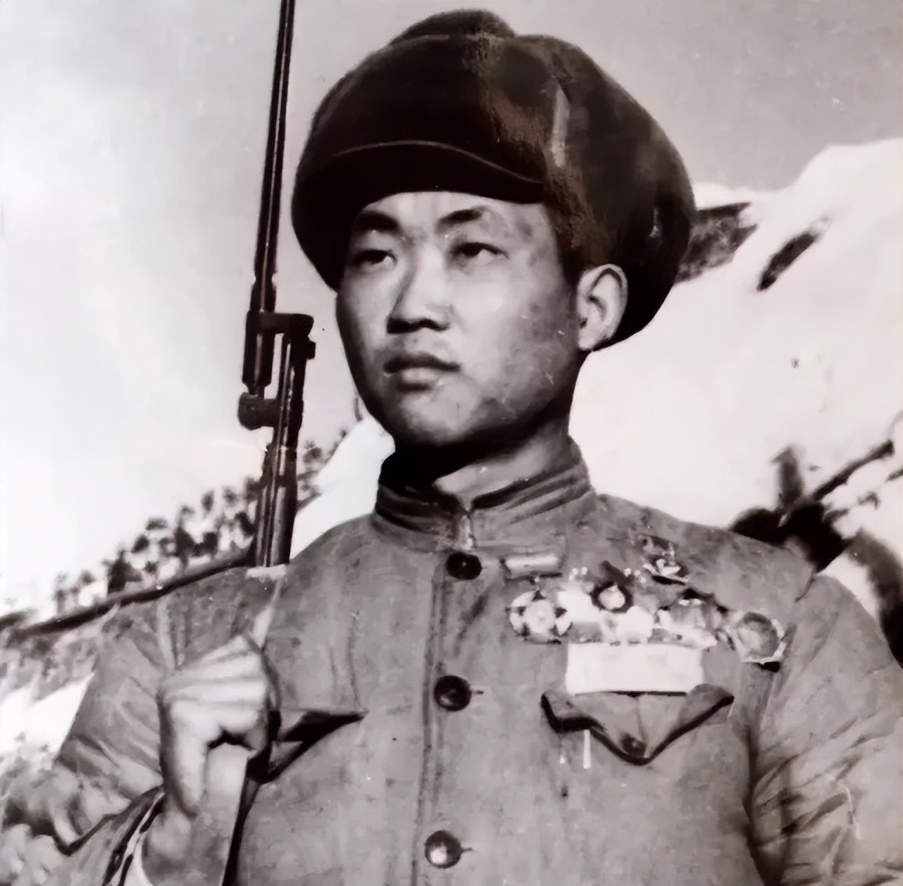 Combat hero Hu Xiudao wiped out 280 enemies in the first battle ...